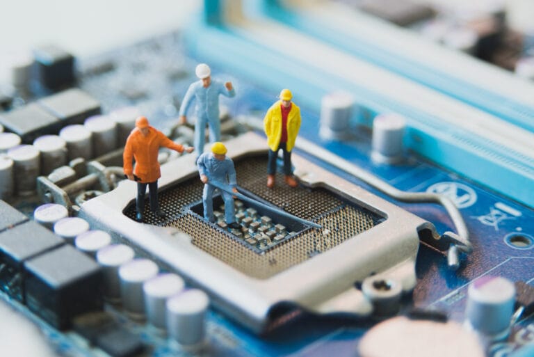 Understanding FPGA Architecture- from Logic Blocks to I/O